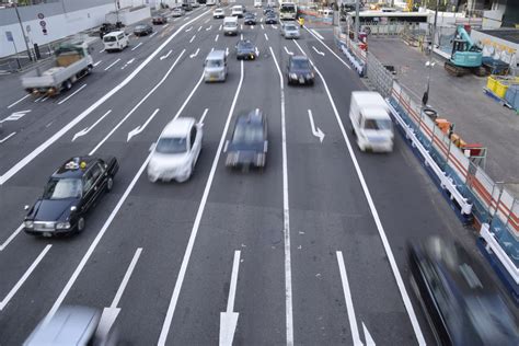 【画像ギャラリー】【意外と知らない交通ルール】道路のセンターライン「白色の実線と破線、黄色の実線はどう違う？」 Auto Messe