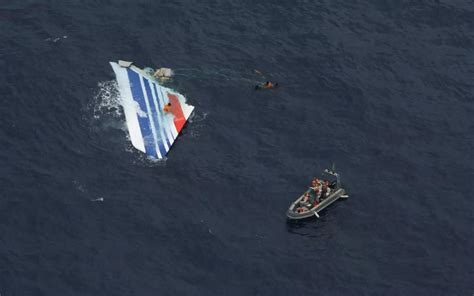 Crash Du Rio Paris Airbus Et Air France Relaxés Les Proches Des