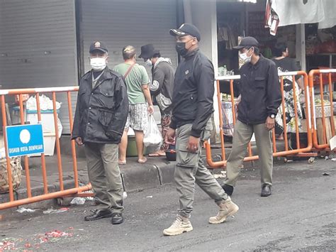 Tidak Gunakan Masker Dengan Benar Tim Yustisi Denpasar Bina Empat Orang