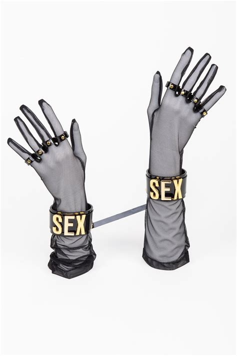 sex gloves fräulein kink