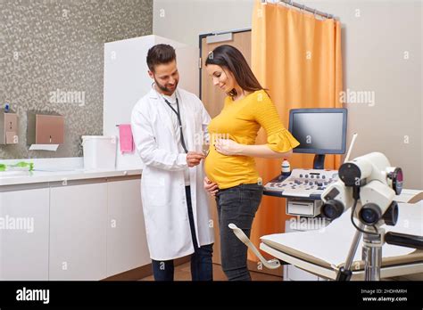 Examination Medical Center Consultation Gynecologist Procedure