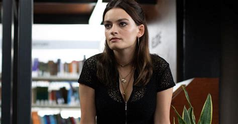 Sex Education Une Fin Alternative De La Saison 2 A été Filmée