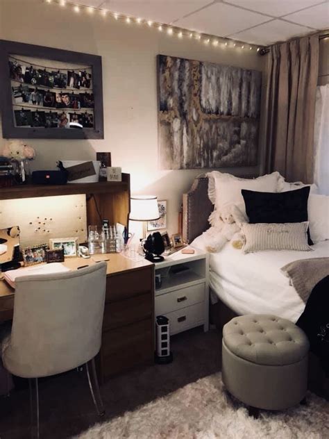 Collins Residence Hall Baylor University College Bedroom Decor