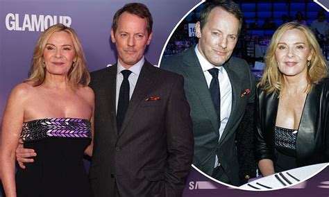 Kim Cattrall Stuns In A Black Strapless Mini Dress At The Glamour Women