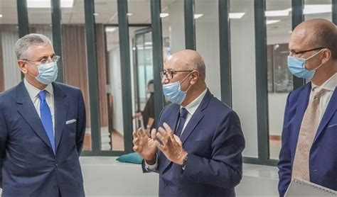 Marouane El Abassi Sentretient Avec Ferid Belhaj Vice Président De La
