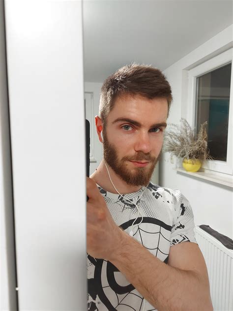 Self Haircut And Self Beard Trimming Goneee Right R Beards