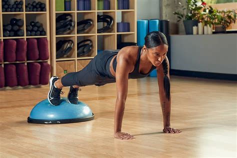 10 Bosu Ball Exercises That Make Any Workout Better Nike Ch
