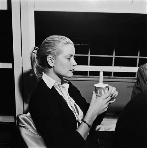 15 Clichés Qui Prouvent Que Grace Kelly Est Une Icône Beauté éternelle