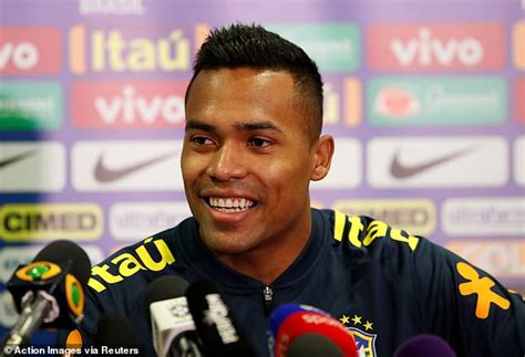 Chelsea And Manchester City Target Alex Sandro Admits He Could Leave