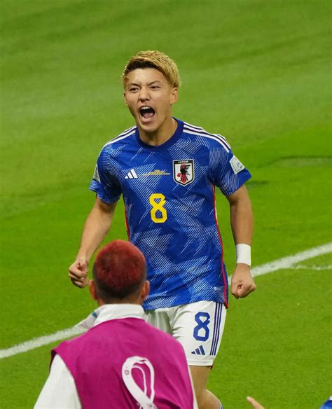 ＜日本・スペイン＞後半、ゴールを決め喜ぶ堂安（撮影・西海健太郎） ― スポニチ Sponichi Annex サッカー