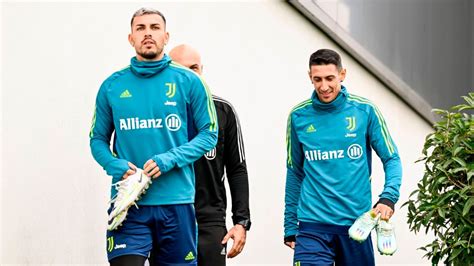 Bienvenidos Campeones El Recibimiento De Juventus Para Di María Y
