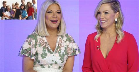 Jennie Garth Tori Spelling Reveal Favorite 90210 Moments