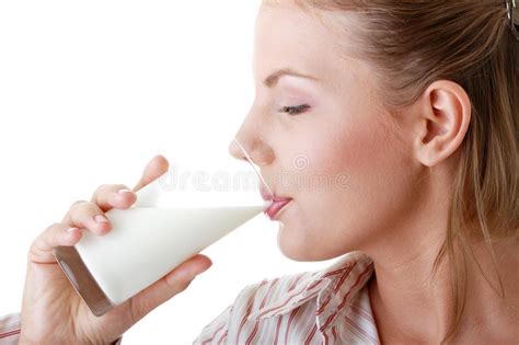 Jeune Femme Heureuse Avec Des Bras Image Stock Image Du Attrayant