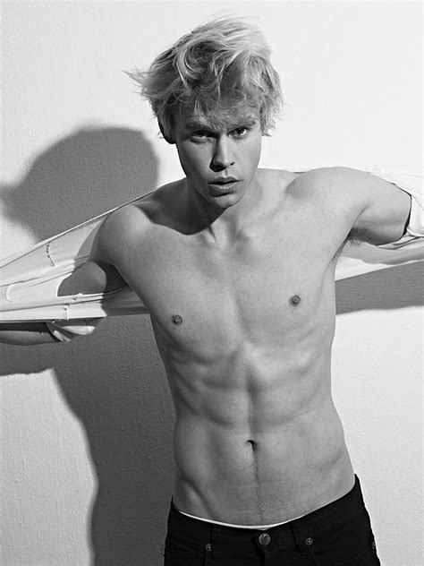 Chord In Older Davis Factor Photoshoot Chord Overstreet Photo