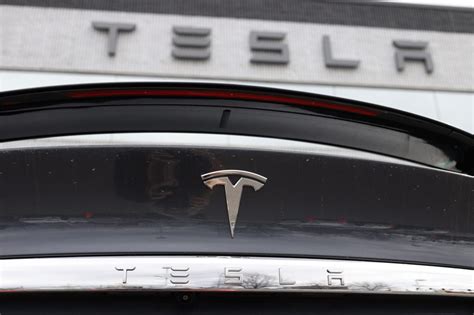 Tesla Recalling 2m Cars For Defective System Thats Supposed To Ensure