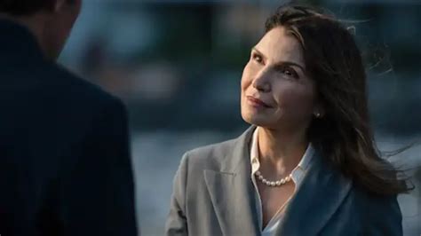 Maria Pia Calzone Chi è Età Marito Gomorra La Voce Che Hai Dentro