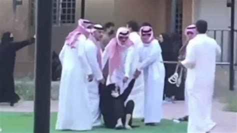عام من التستر على المجرمين أيتام خميس مشيط طي النسيان