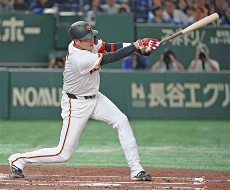 巨人・坂本勇人、先制の2点タイムリー 初回、dena大貫から左前打：中日スポーツ・東京中日スポーツ
