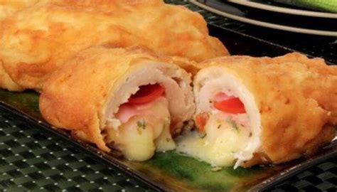Rolê De Frango Recheado E Empanado Alho Com Alecrim