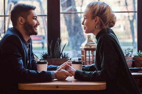 大好きって言われてるのと同じです…男性が本命女性にだけするアピール4つ 文・小澤サチエ Ananweb マガジンハウス