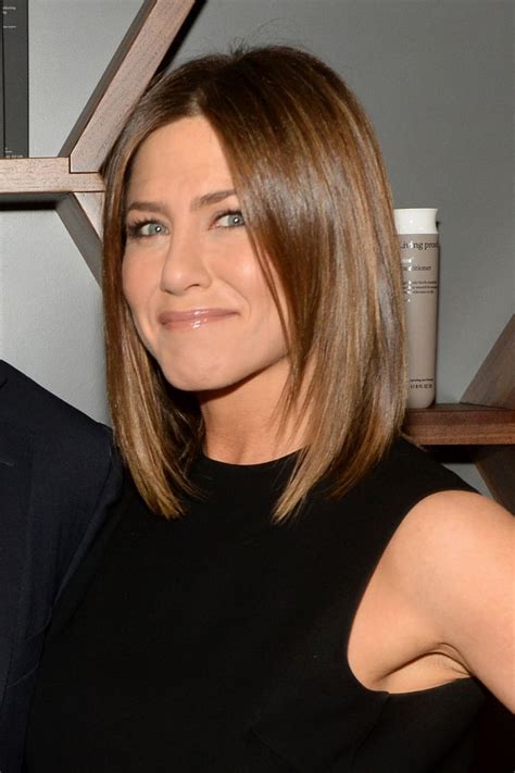 50 Of Jennifer Anistons Greatest Hairstyles –