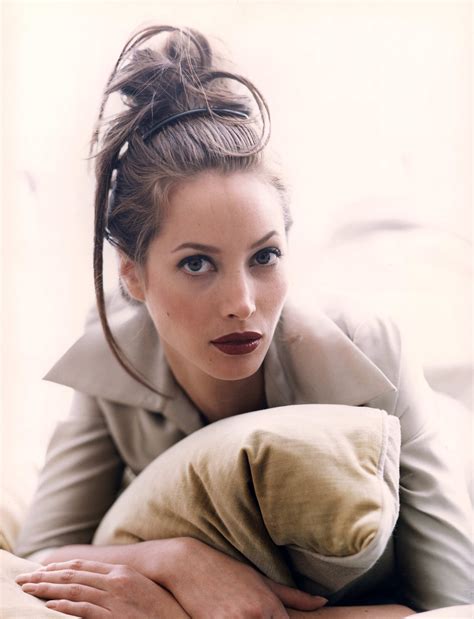 Pictures Of Christy Turlington