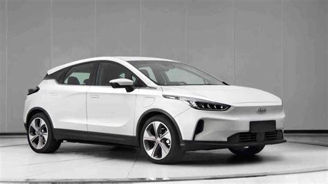几何首款纯电动suv车型正式定名几何c 新浪汽车