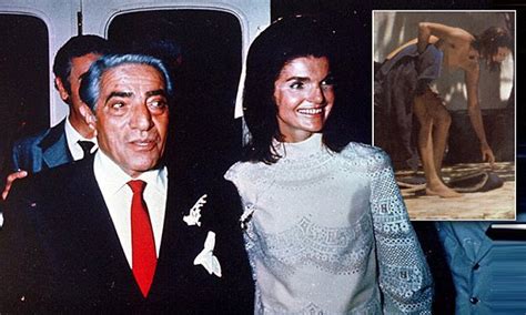 Nude Photos Of Jackie O That Caused A Global Media Storm In 1972