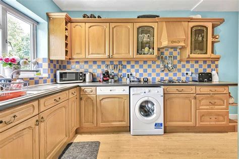Argyle Avenue Whitton Hounslow Tw3 3 Bed Semi Detached House For