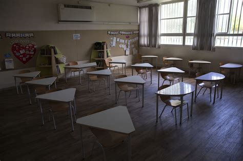 all grades to return to school sunday but not full time