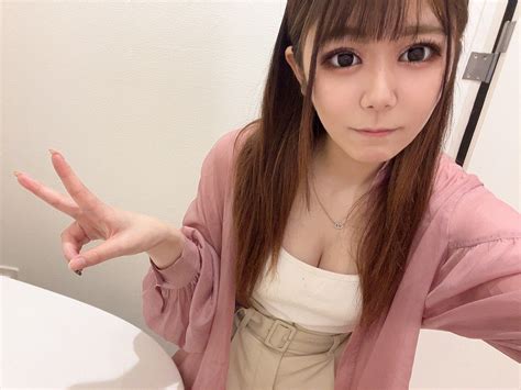 天野花乃 On Twitter 改めて2日連続ファンザランキング1位ありがとうございます（ ） ランキングに入れることすら夢のまた
