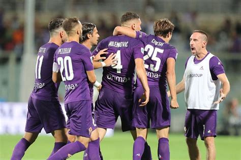 La Fiorentina Ricorda La Conquista Del Secondo Scudetto News