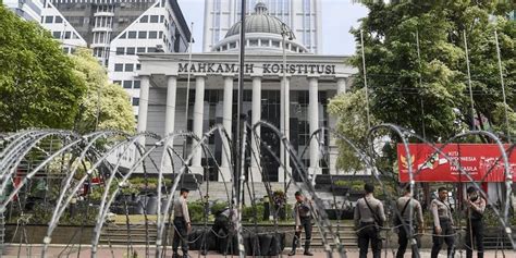 Hari Ini Mk Putuskan Perkara Uji Materil Batas Usia Maksimal Capres