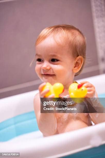 Girl Foamy Bath Photos And Premium High Res Pictures Getty Images