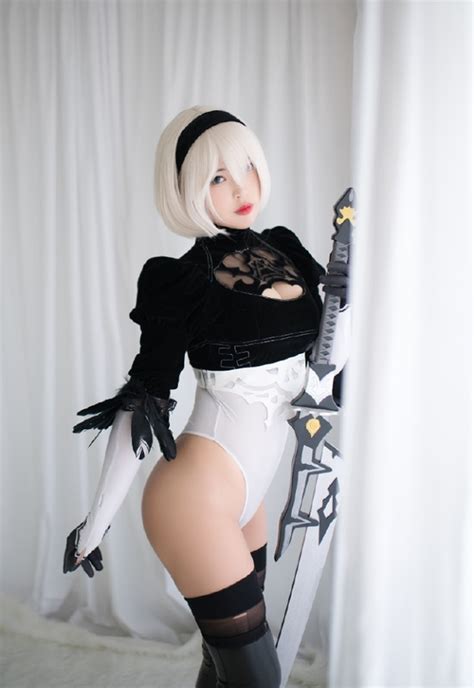 Cô Nàng 2b Trong Nier Automata Lại Thiêu đ ốt N Gười Hâm Mộ Qua Loạt