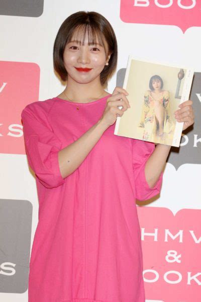 元乃木坂46・能條愛未、初写真集に照れ笑い 「もう少し腹筋の線を…」 Sirabee20220704nojjyoami3