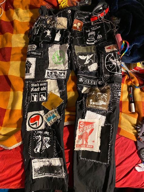 Pin By Robin 👁👅👁 On Quick Saves Punk Outfits Vibe Clothes Punk Fashion