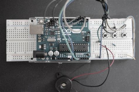 making a siren using arduino microcontroller based projects