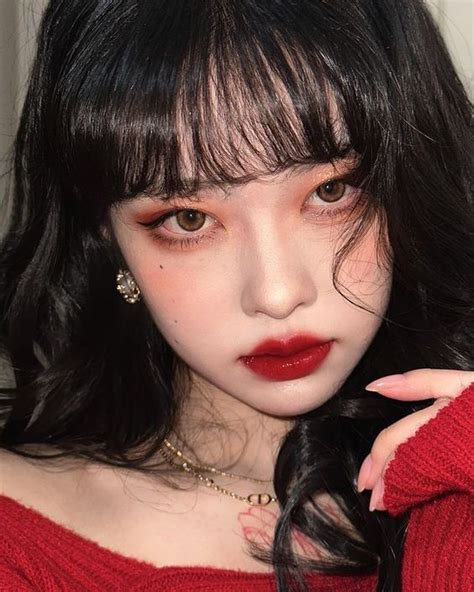 55 Korean Christmas Makeup Looks For The Festive Season Gaya Rambut