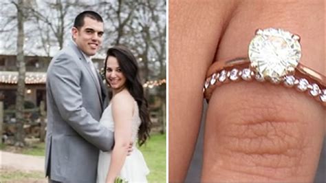 Facebook Connection Finds Texas Couples Lost Wedding Ring After