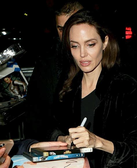 Angelina Jolie Style Dark Angels New York Girls Celebs Celebrities