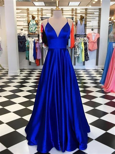 Pin By ام انيس On Enregistrements Rapides Royal Blue Prom Dress Long