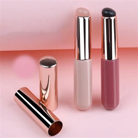 Soft Silicone Lip Brush With Cover Round Head Lipstick Applicator Lip