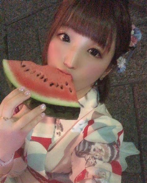 佐倉絆さんのインスタグラム写真 佐倉絆instagram 「浴衣着て花火大会へ🏮👘🎆🎇 綺麗だった🥰💓 いたばし花火大会 ふりふ浴衣