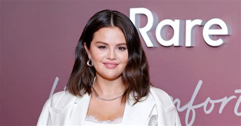 Selena Gomez Returns To Social Media Hours After Announcing Break Us
