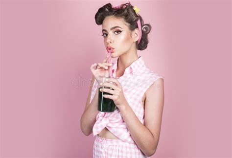 Perfect Housewife Pin Up Woman With Trendy Makeup Pretty Girl In