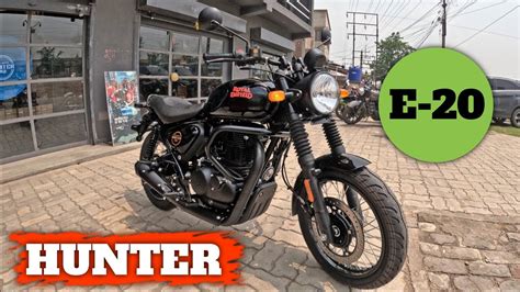 Royal Enfield Hunter 350 Retro Bs7 Factory Black On Road Price Youtube