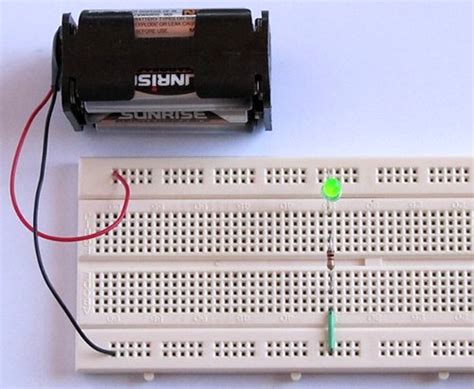 How To Build Circuit On Breadboard