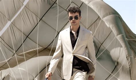 Snitch Unveils New Range Of Premium Tailored Mens Suit