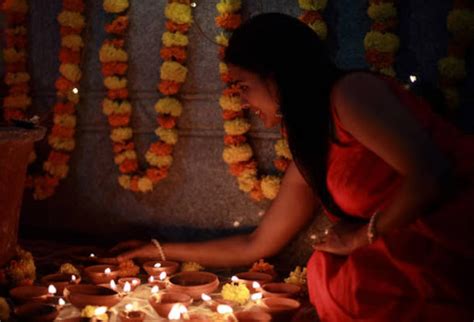 Clear All Your Doubts Regarding Lakshmi Puja On Diwali 2022